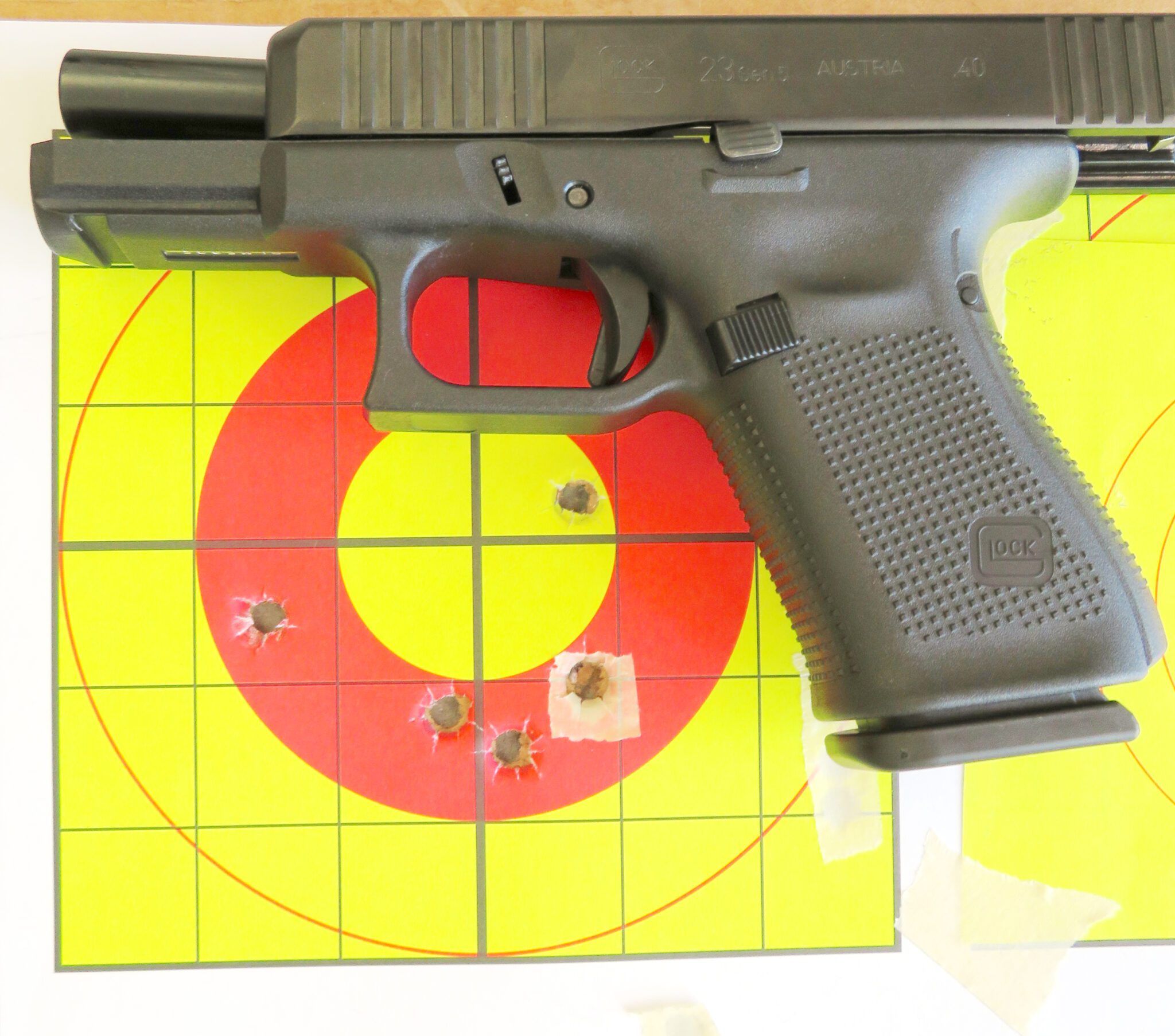Top 10 40 S&W & 10mm Auto Pistols 2025 - Gun Tests